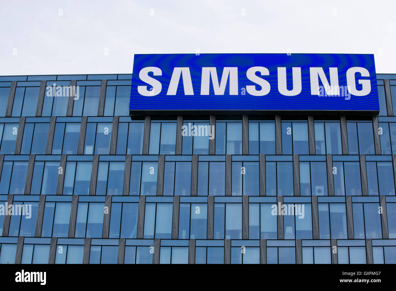 A logo sign outside of a facility occupied by the Samsung Group in ...
