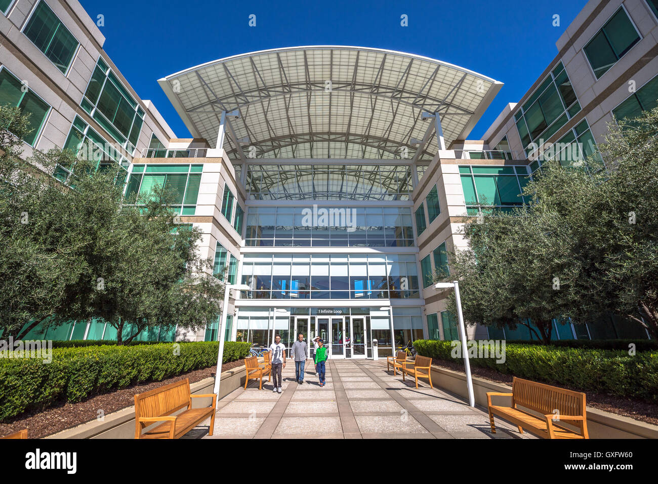 California apple hi-res stock photography and images - Alamy