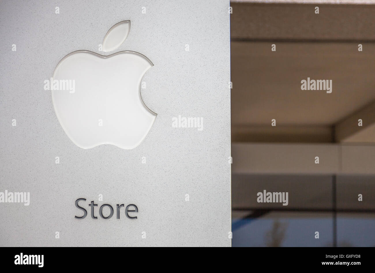 Apple Store Icon Stock Photo - Alamy