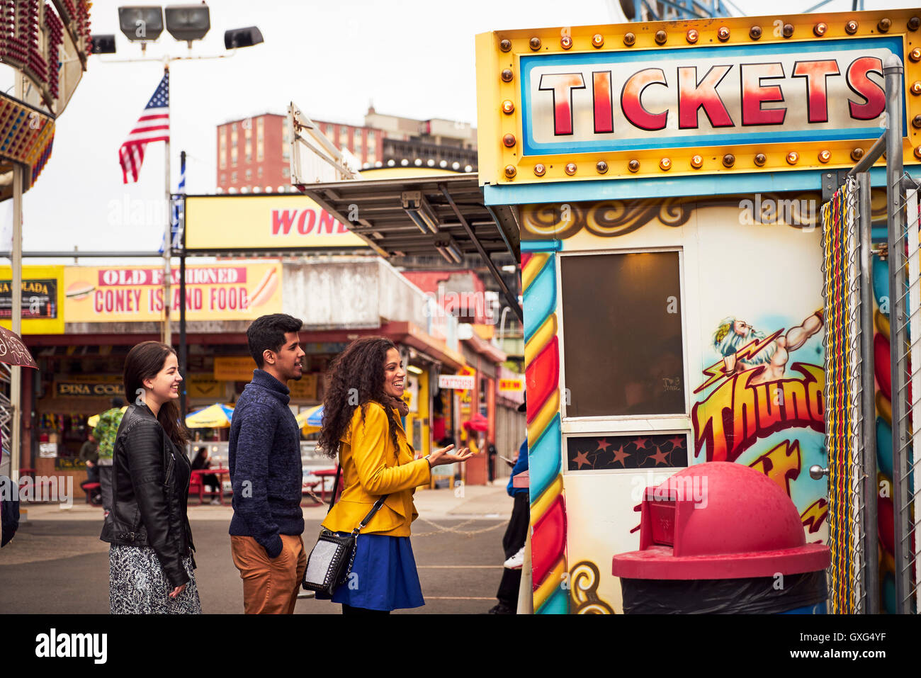 Ticket booth in amusement park hi-res stock photography and images - Alamy