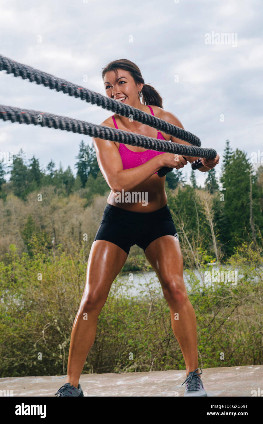 Heavy ropes hi-res stock photography and images - Alamy