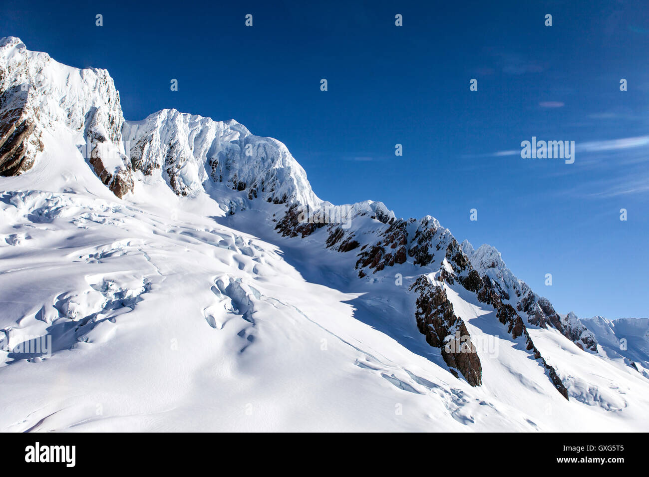 Sunny mountain hi-res stock photography and images - Alamy
