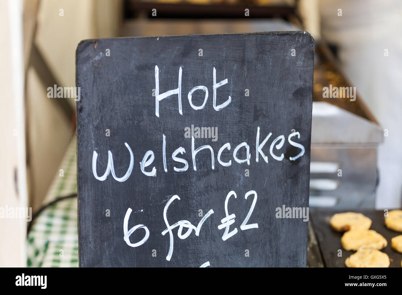 Hot Welshcakes sign on slate Stock Photo - Alamy