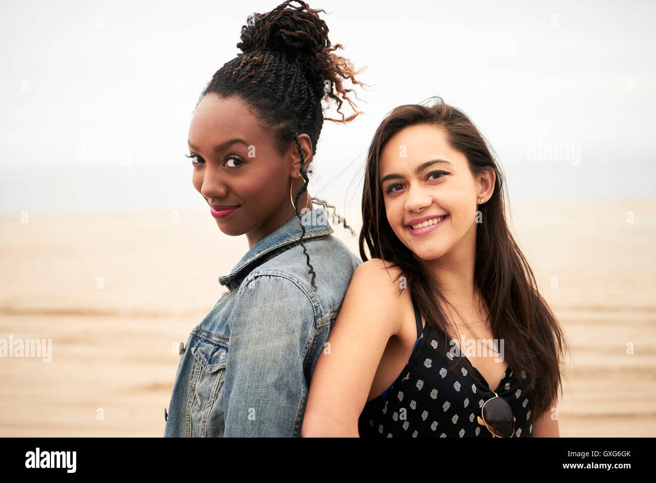 Back beach hi-res stock photography and images - Alamy