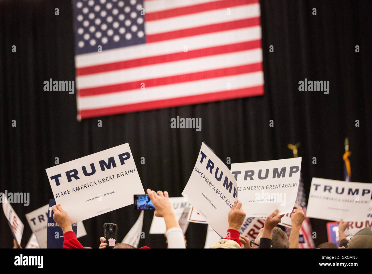 Wave your flag hi-res stock photography and images - Alamy