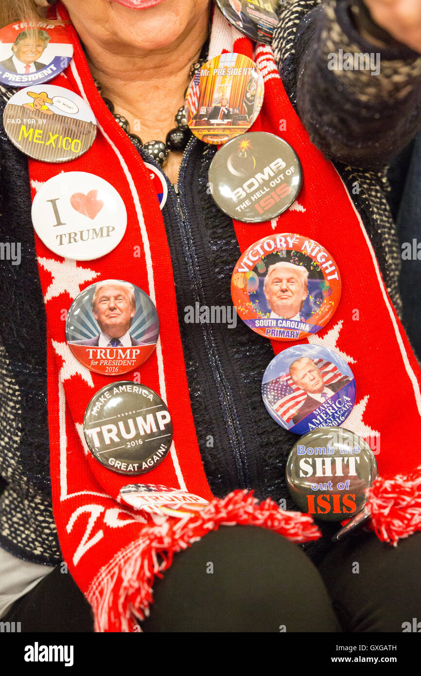 Slogans on buttons hi-res stock photography and images - Alamy