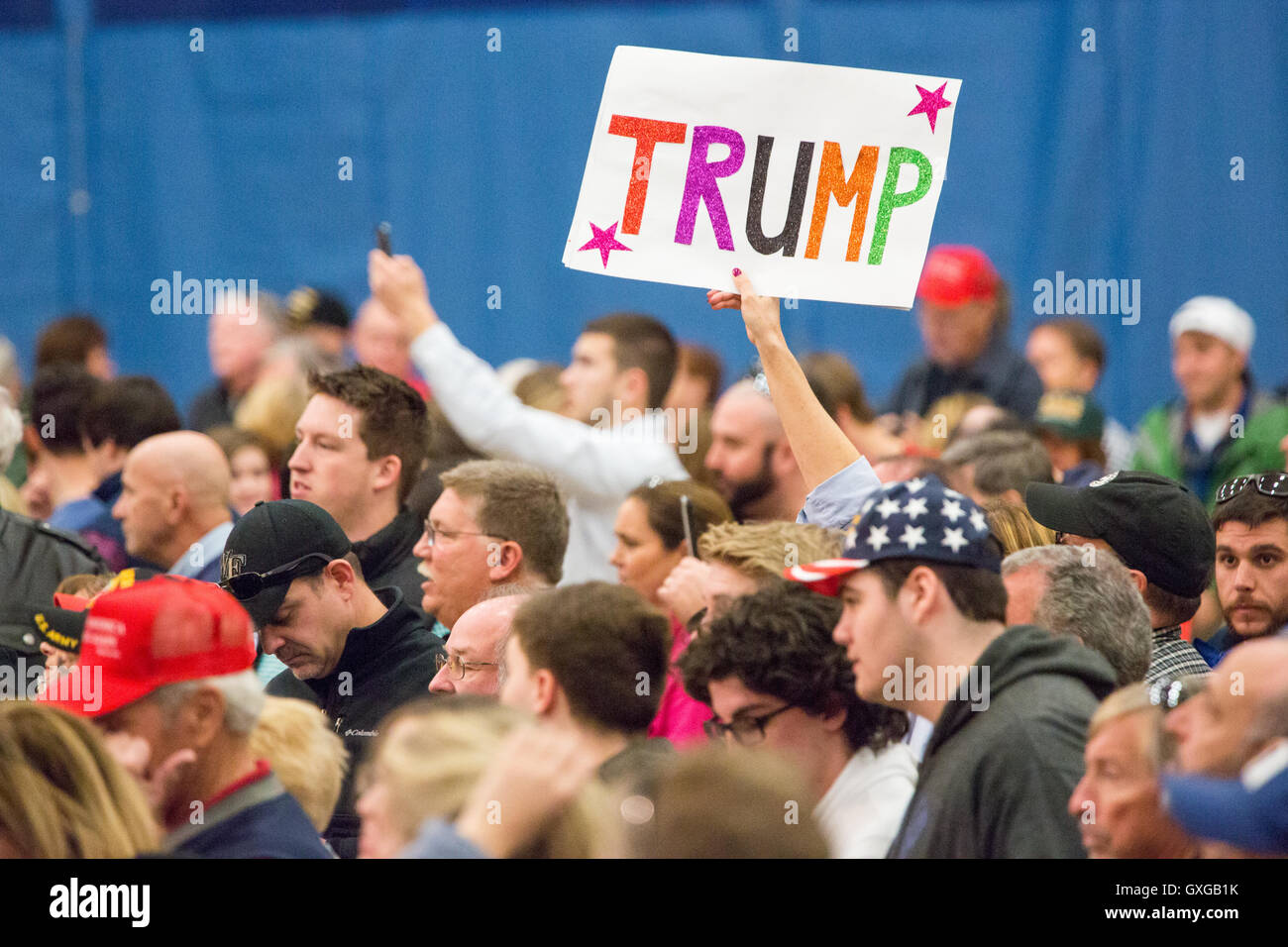 Trump supporters rally sc sign hi-res stock photography and images - Alamy
