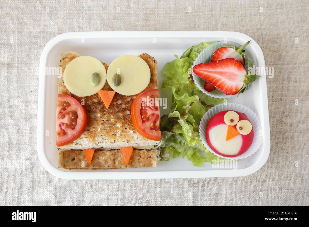 Owl healthy sandwich, fun lunch box for kids Stock Photo - Alamy