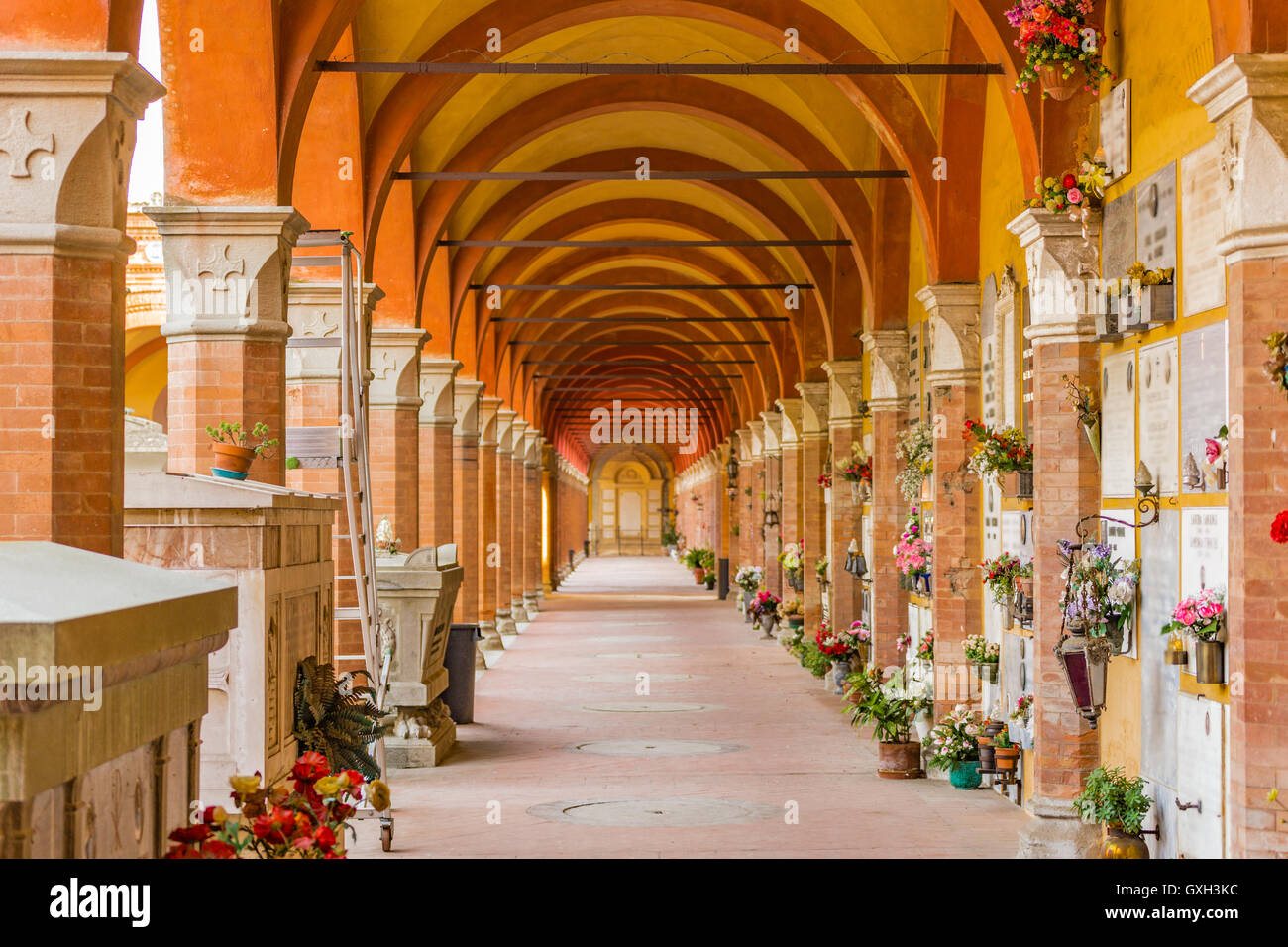 monumental cemetery in Italy Stock Photo - Alamy