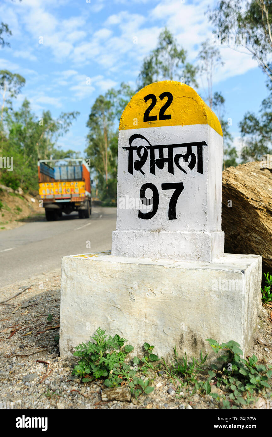 Kilometers of highway hi-res stock photography and images - Alamy