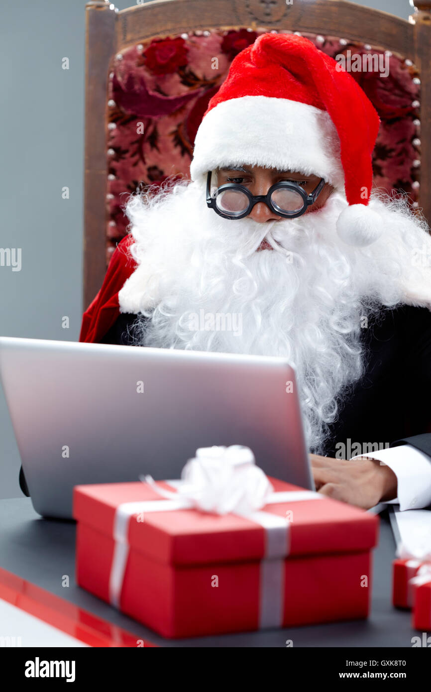 Surfing santa claus hi-res stock photography and images - Alamy