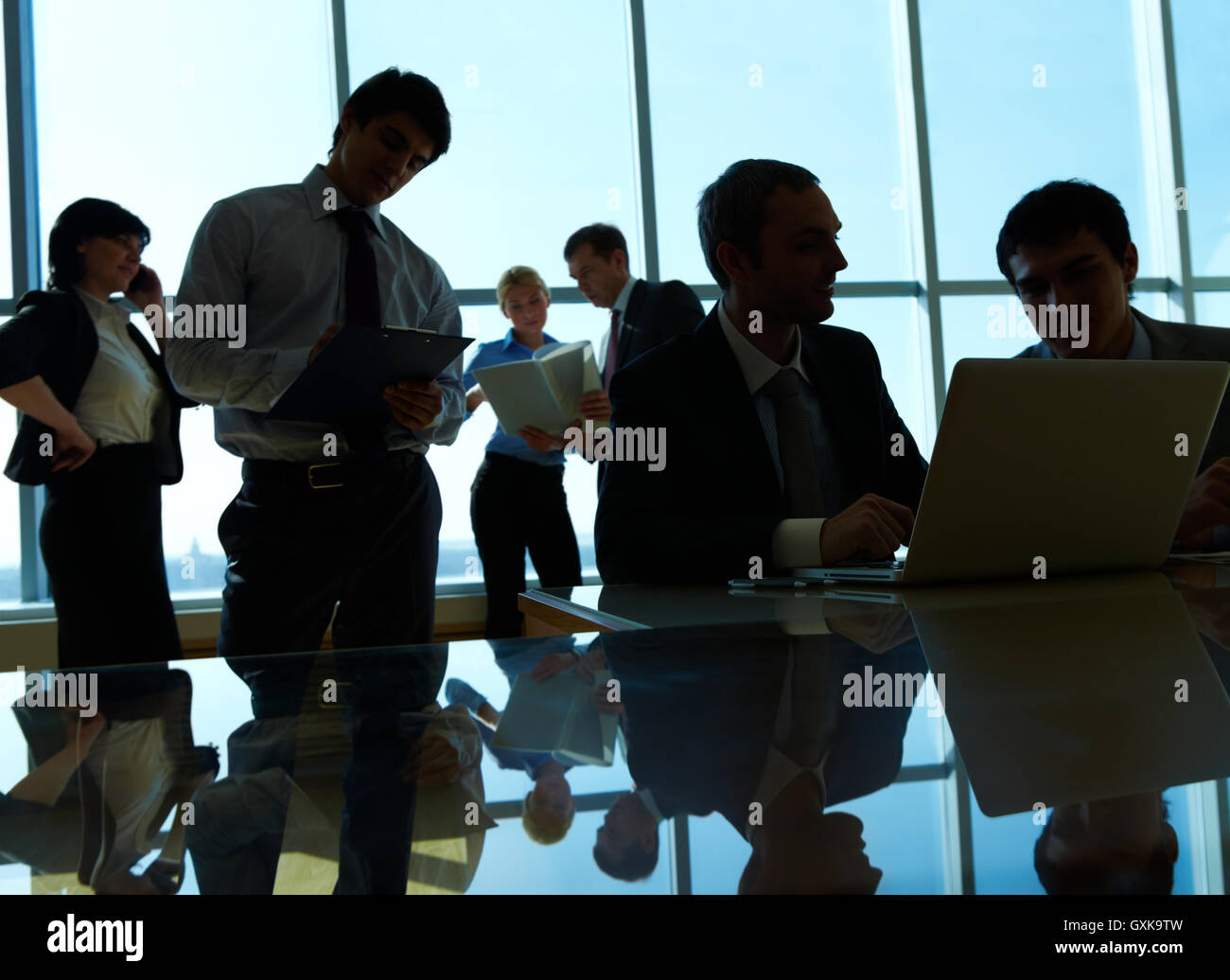 Routine office hi-res stock photography and images - Alamy