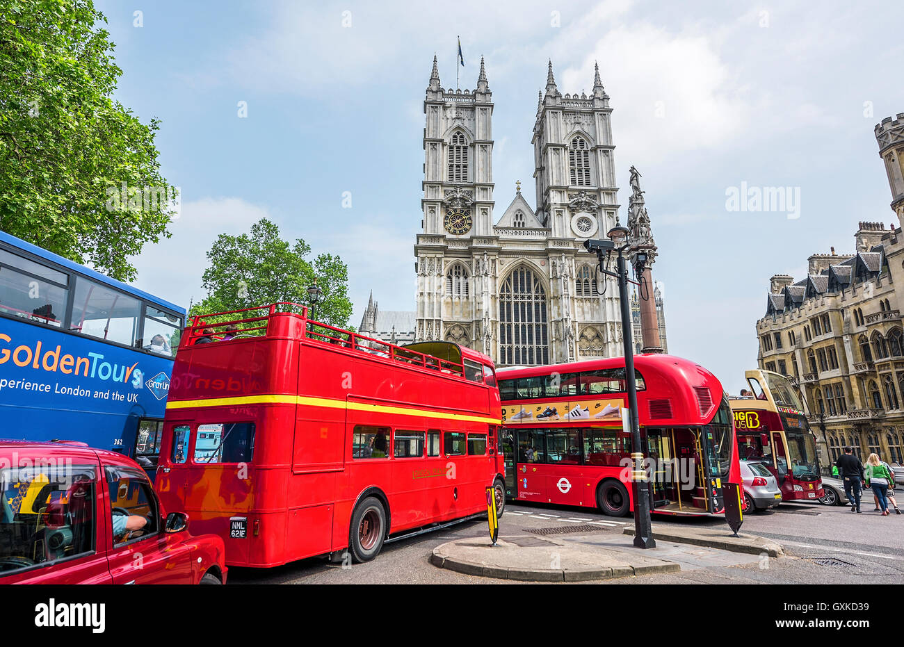 Crossroads uk hi-res stock photography and images - Alamy