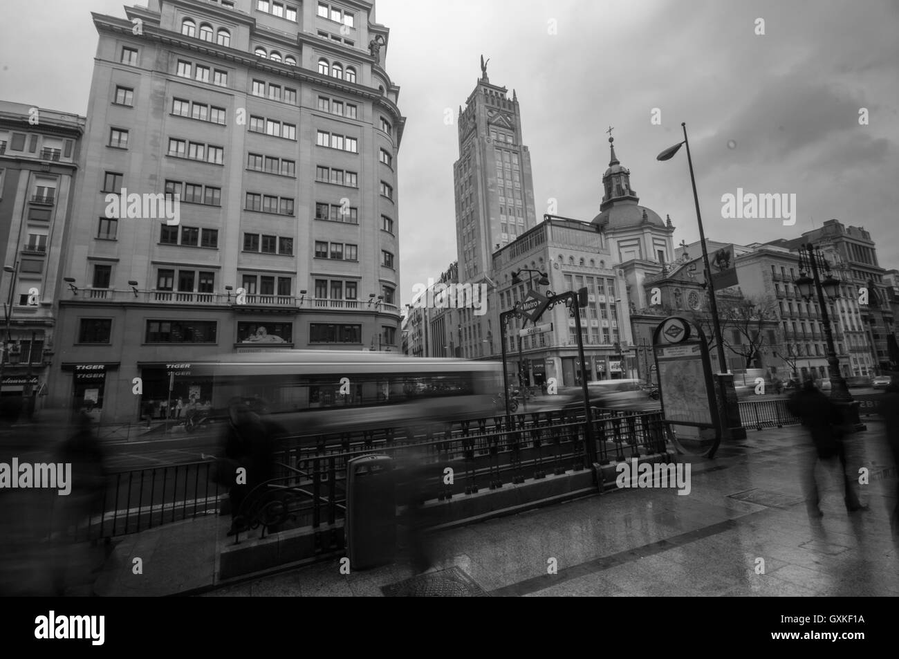 Rushing traffic Black and White Stock Photos & Images - Alamy