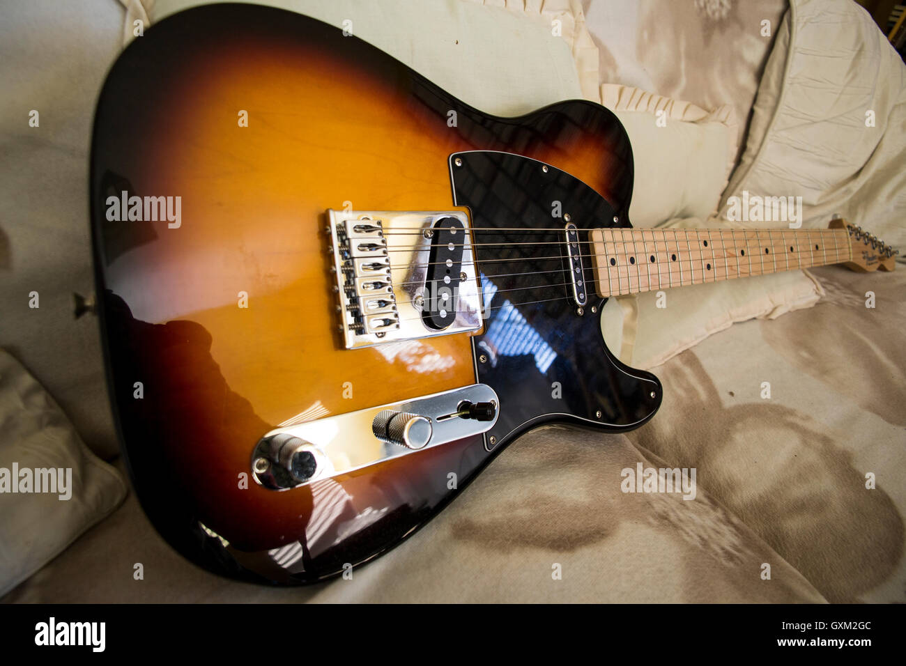 Fender telecaster sunburst hi-res stock photography and images - Alamy
