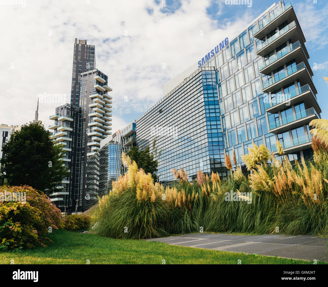 Solaria Tower designed by the Arquitectonica and the Diamantini ...