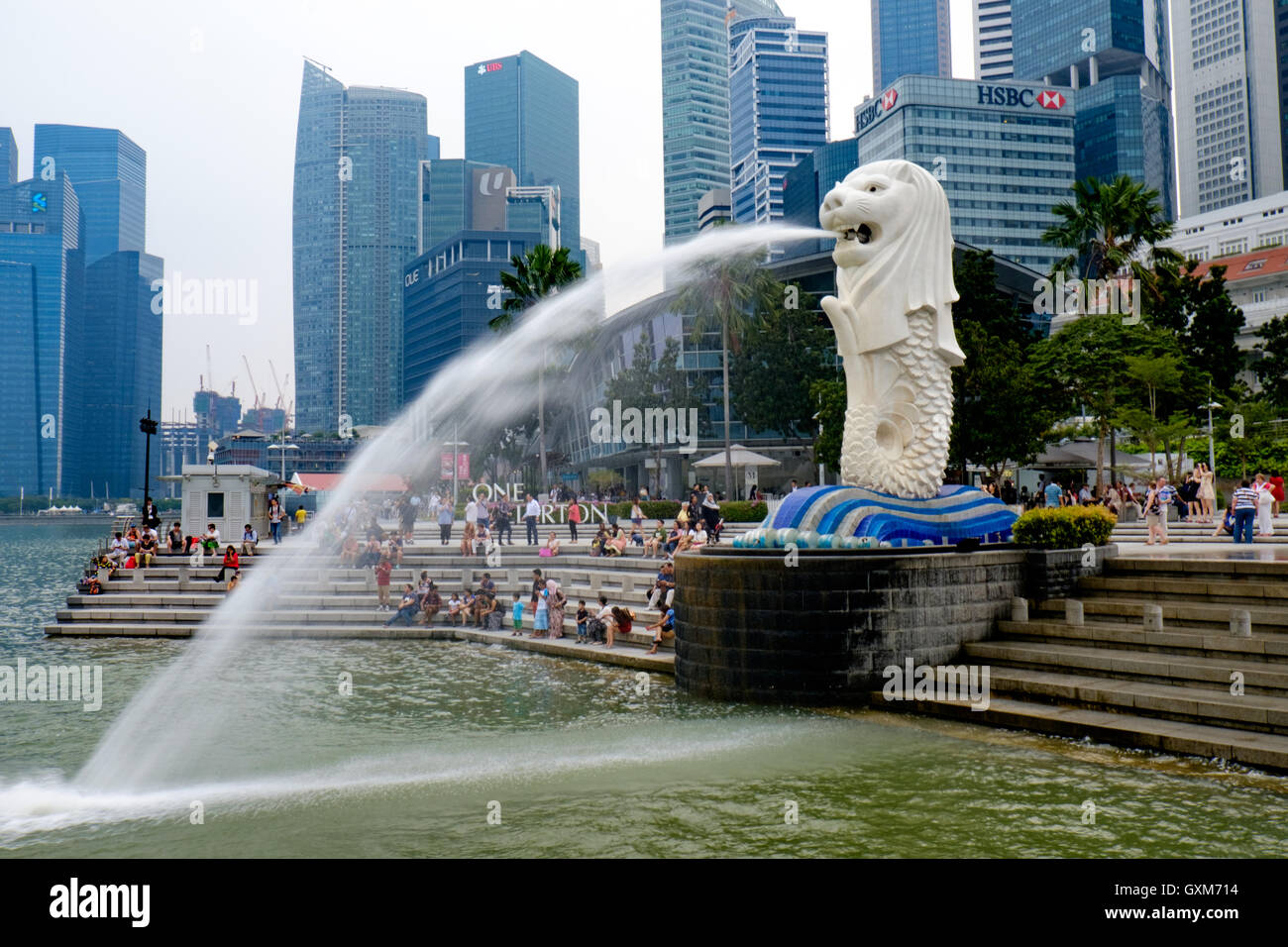 Merlion fountain in Singapore Stock Photo - Alamy