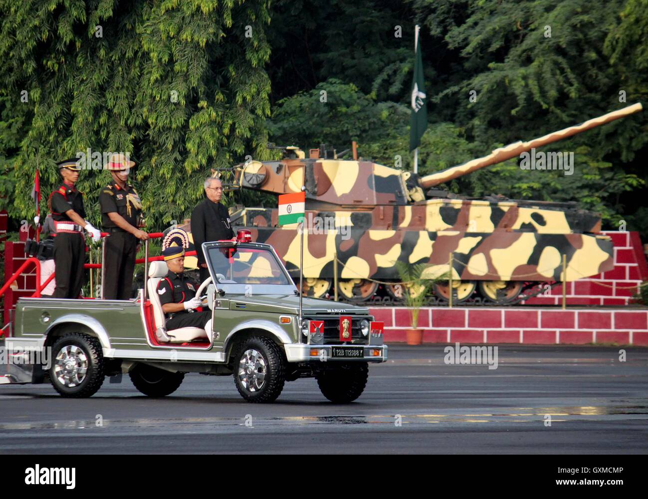 Pranab Mukherjee President Supreme Commander Armed Forces parade ...