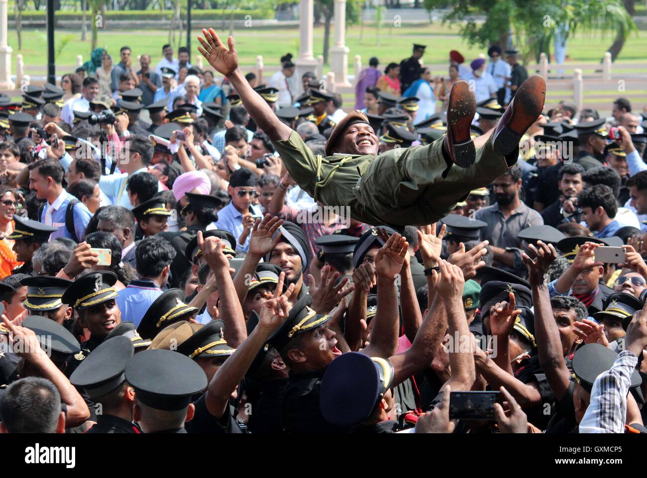 Passing out parade hi-res stock photography and images - Alamy