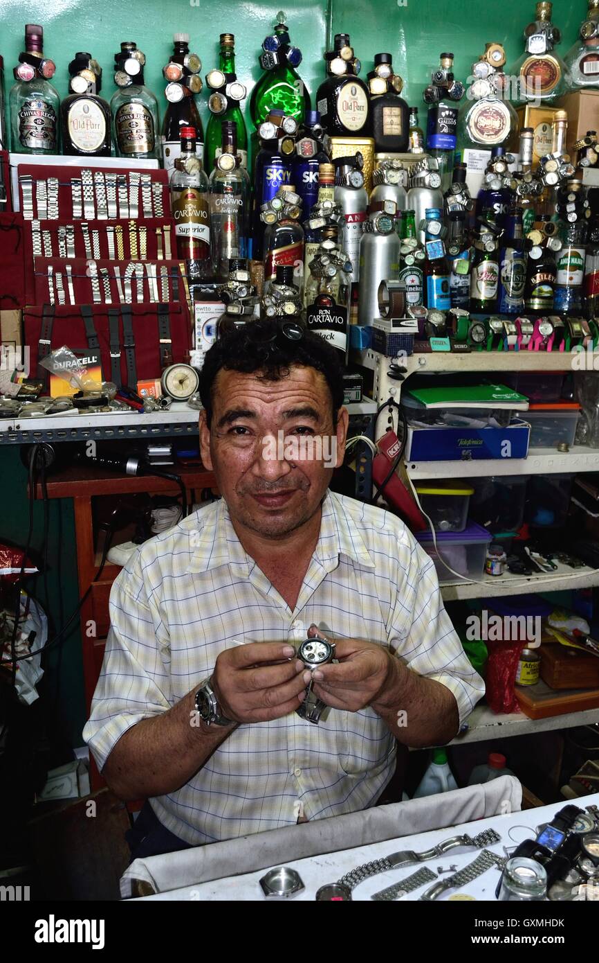 Man repairing watches hi-res stock photography and images - Alamy