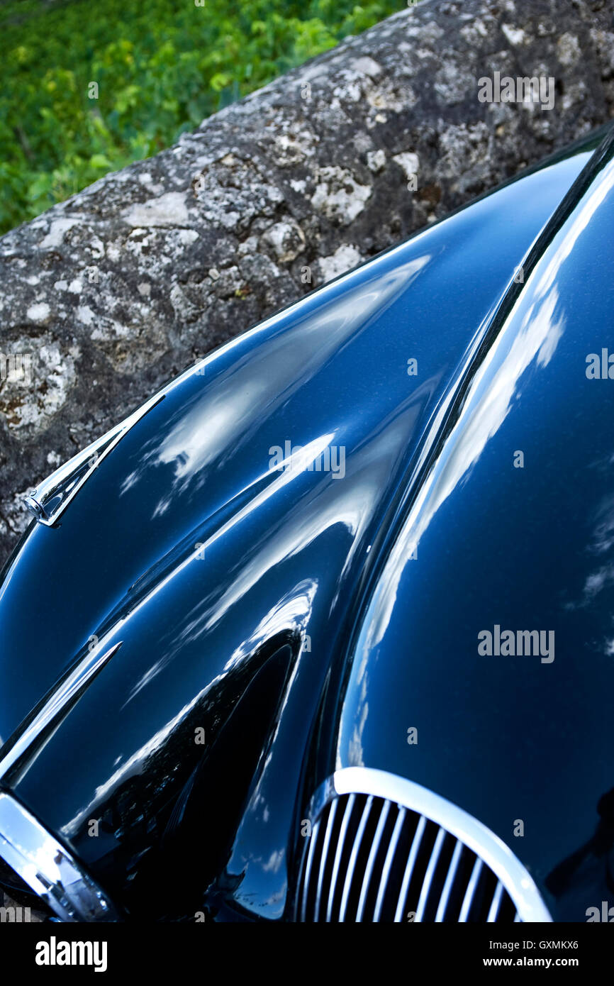 Car body hi-res stock photography and images - Alamy