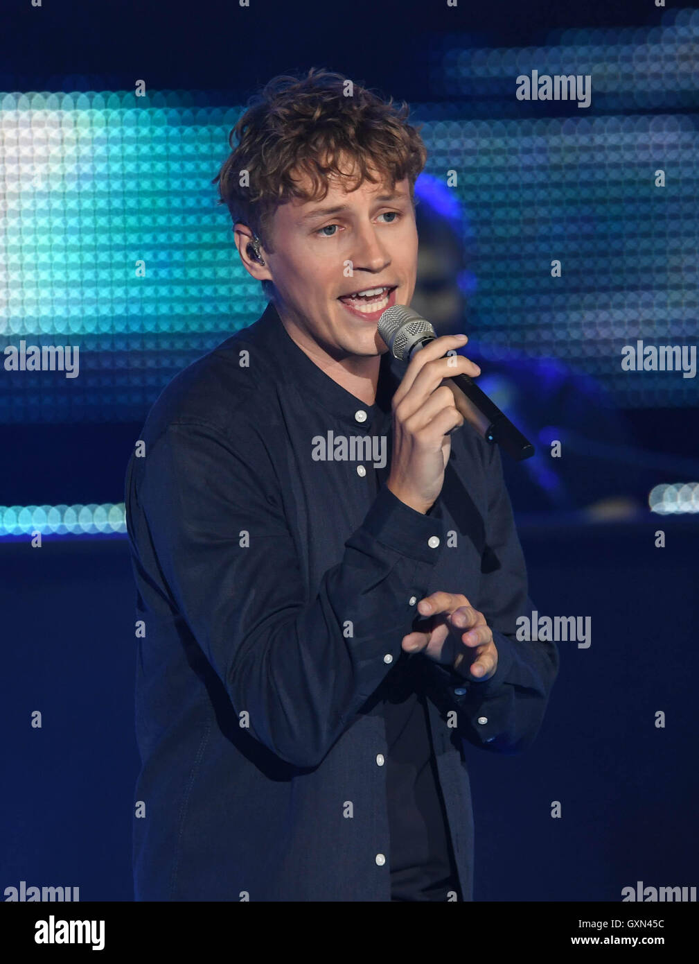 Tim bendzko 2016 hi-res stock photography and images - Alamy