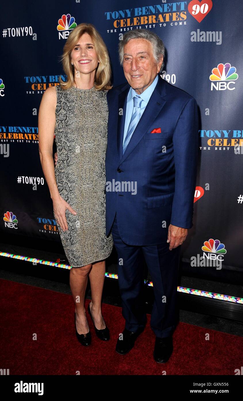 New York, NY, USA. 15th Sep, 2016. Susan Crowe, Tony Bennett at ...