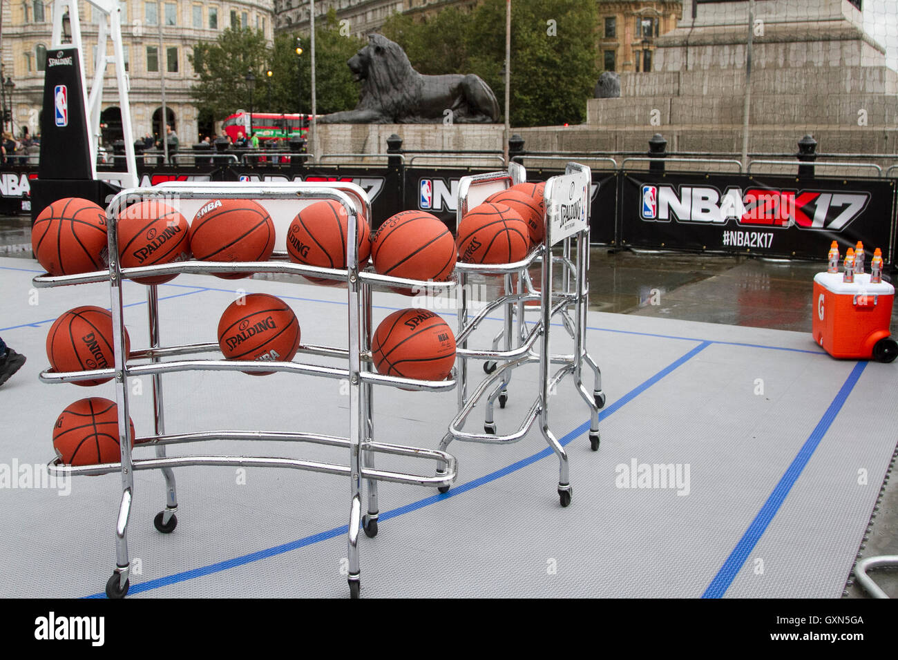 Court launch hi-res stock photography and images - Alamy