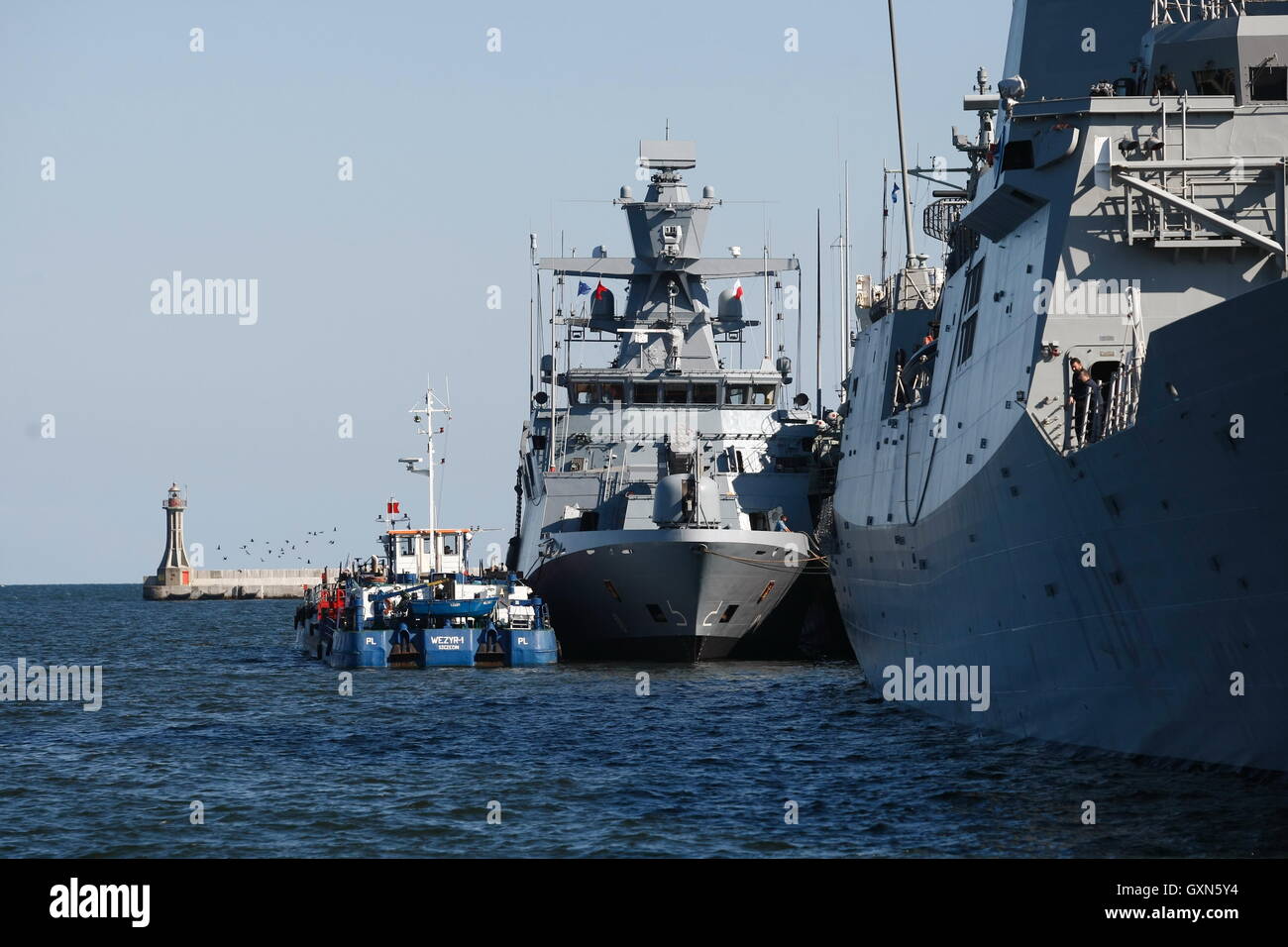 Standing nato maritime group snmg 1 hi-res stock photography and images ...