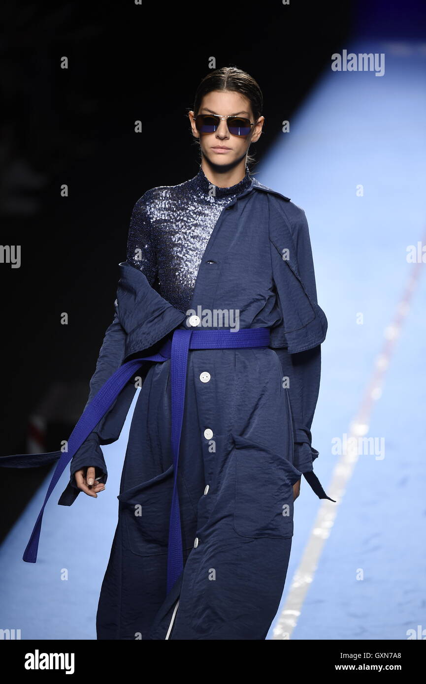 A model wears at collection runway a creation from Moises Nieto during ...