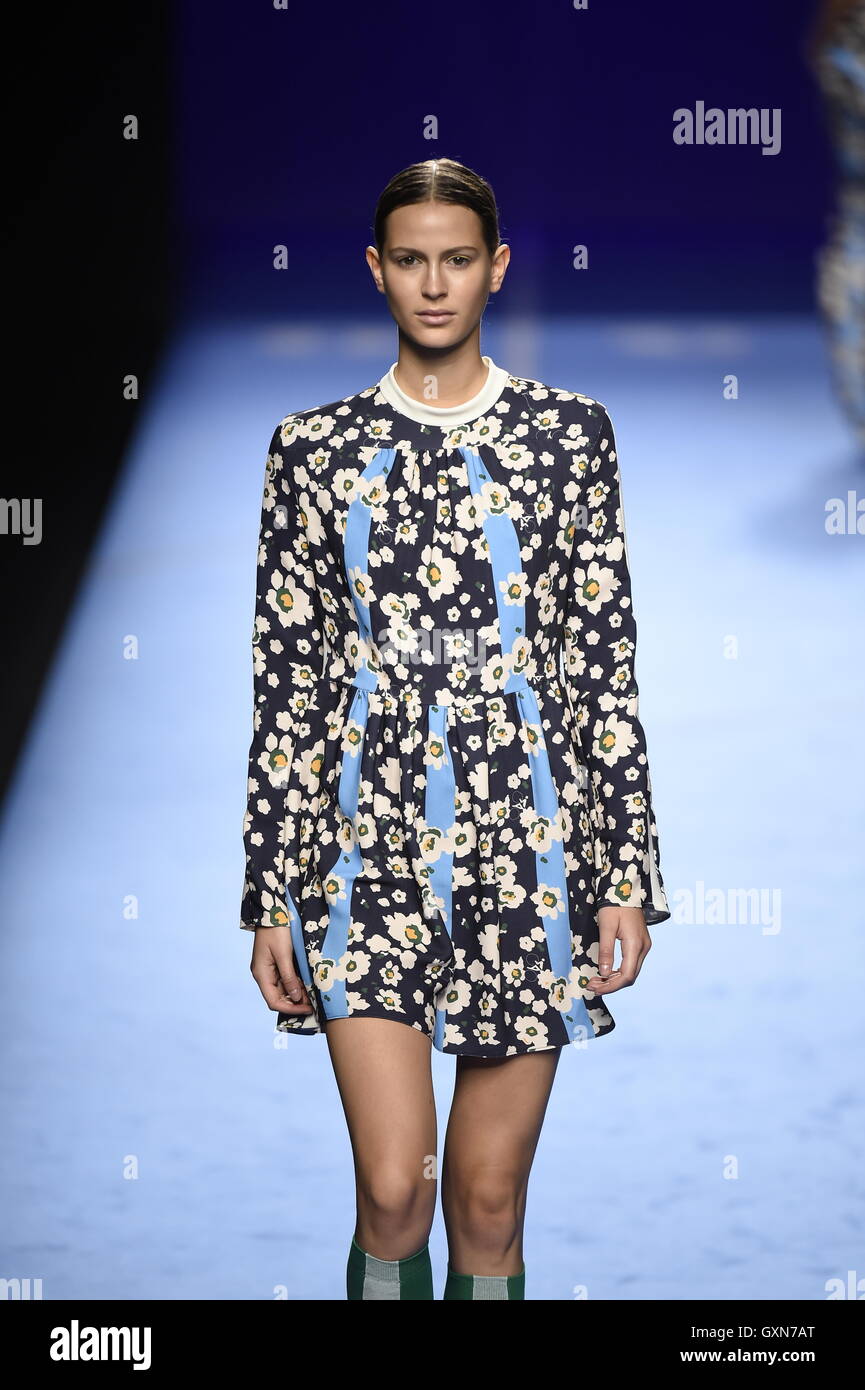 A model wears at collection runway a creation from Moises Nieto during ...