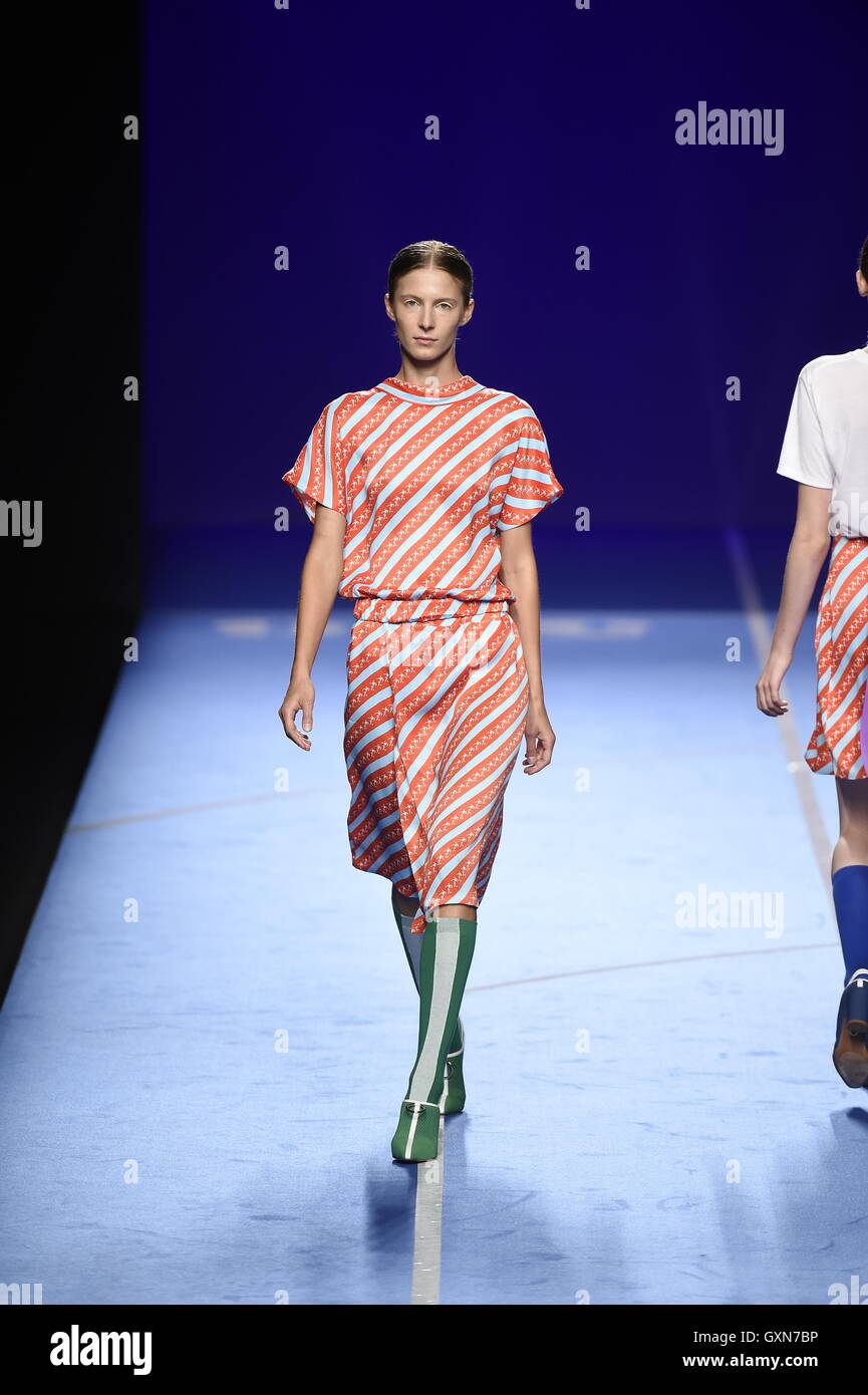 A model wears at collection runway a creation from Moises Nieto during ...