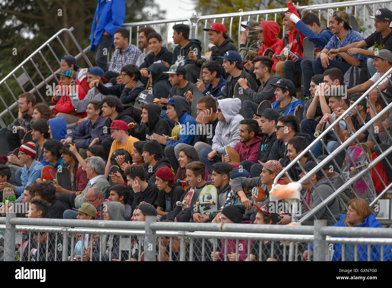 Buenos Aires, Argentina. 16 Sept, 2016. Emerica skateboard team demo at ...