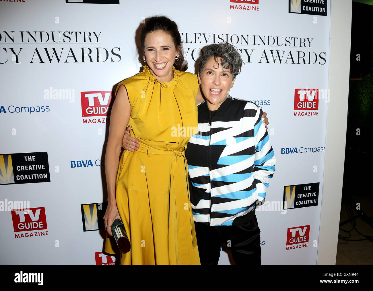Los Angeles, Ca, USA. 16th Sep, 2016. (L-R) Michaela Watkins and Jill ...