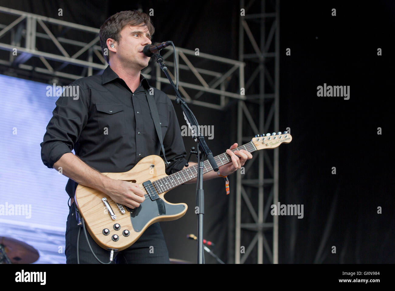 Chicago, Illinois, USA. 16th Sep, 2016. JIM ADKINS of Jimmy Eat World ...