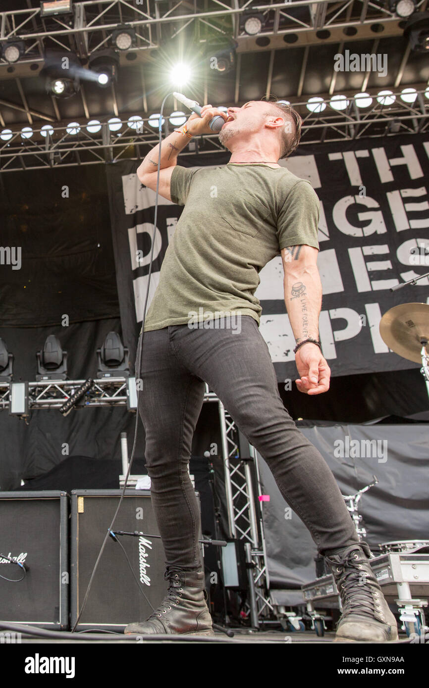Chicago, Illinois, USA. 16th Sep, 2016. GREG PUCIATO of Dillinger ...