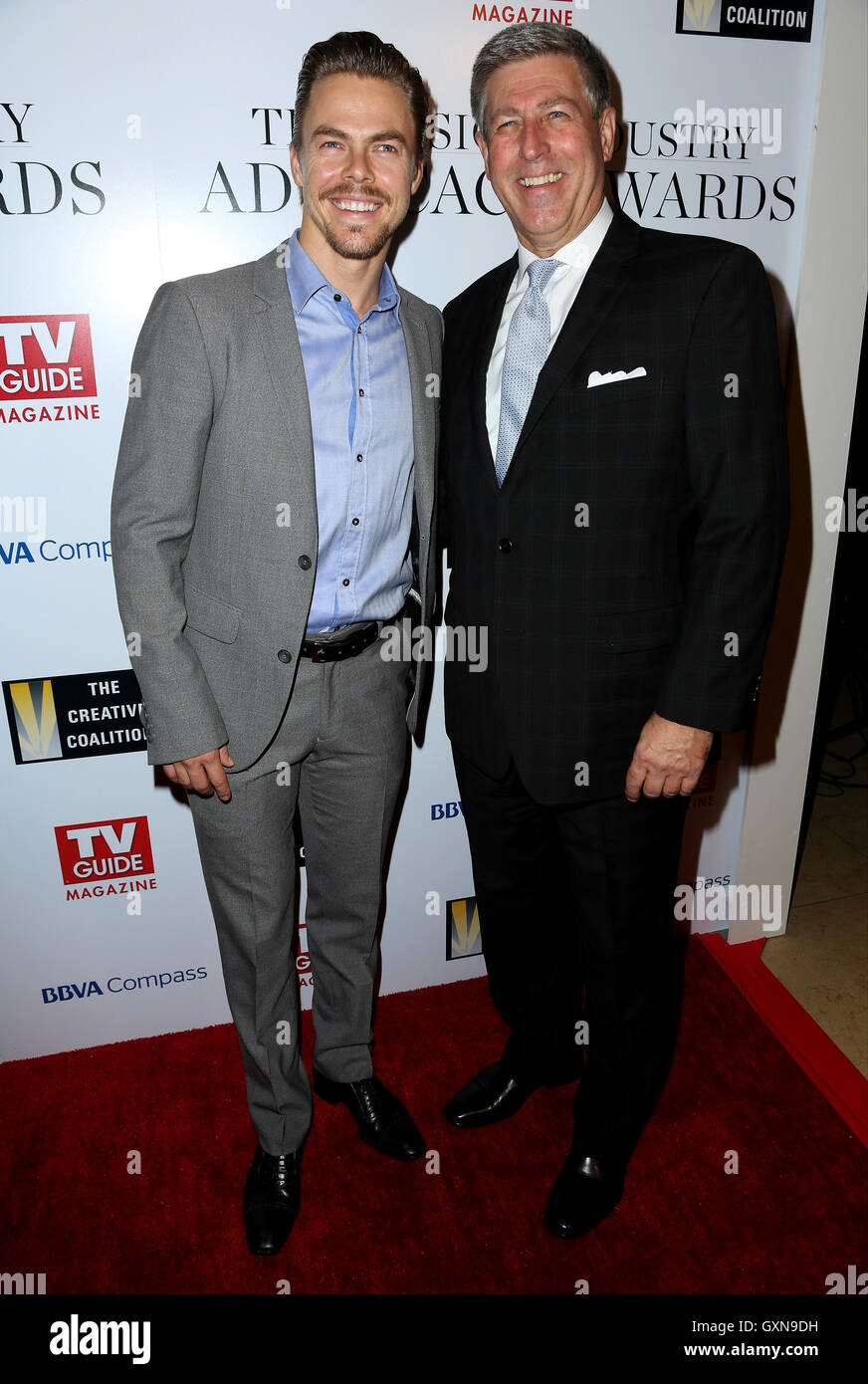 Los Angeles, Ca, USA. 16th Sep, 2016. (L-R) Derek Hough and Bruce Hough ...