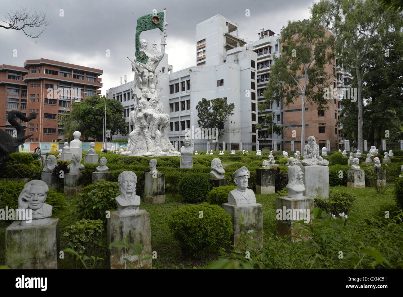 Dhaka, Bangladesh. 17th September, 2016. The sculptures Terrace ...