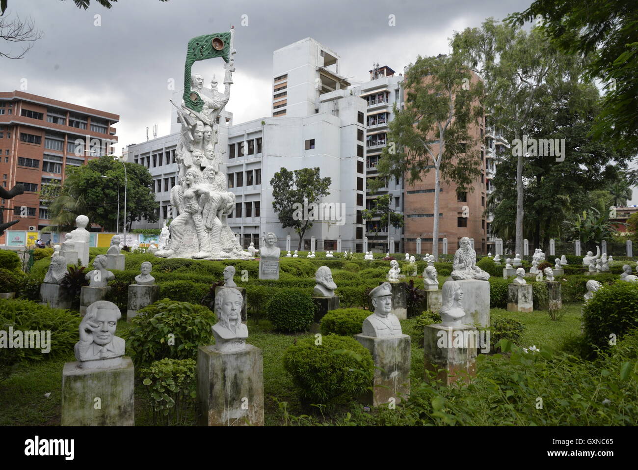 Dhaka, Bangladesh. 17th September, 2016. The sculptures Terrace ...