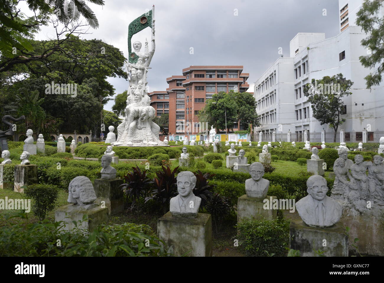 Dhaka, Bangladesh. 17th September, 2016. The sculptures Terrace ...