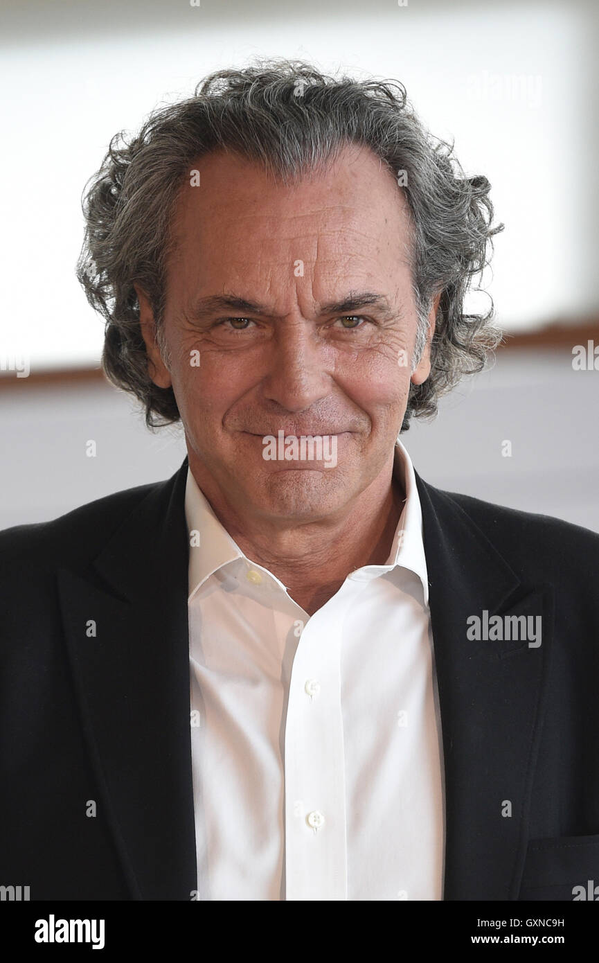 Spanish Actor Jose Coronado 60 Photos - Moonagedaydream.film