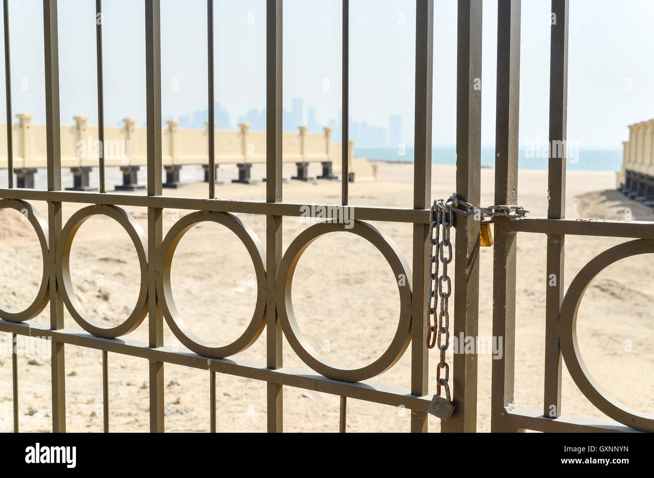 Empty plot hi-res stock photography and images - Alamy