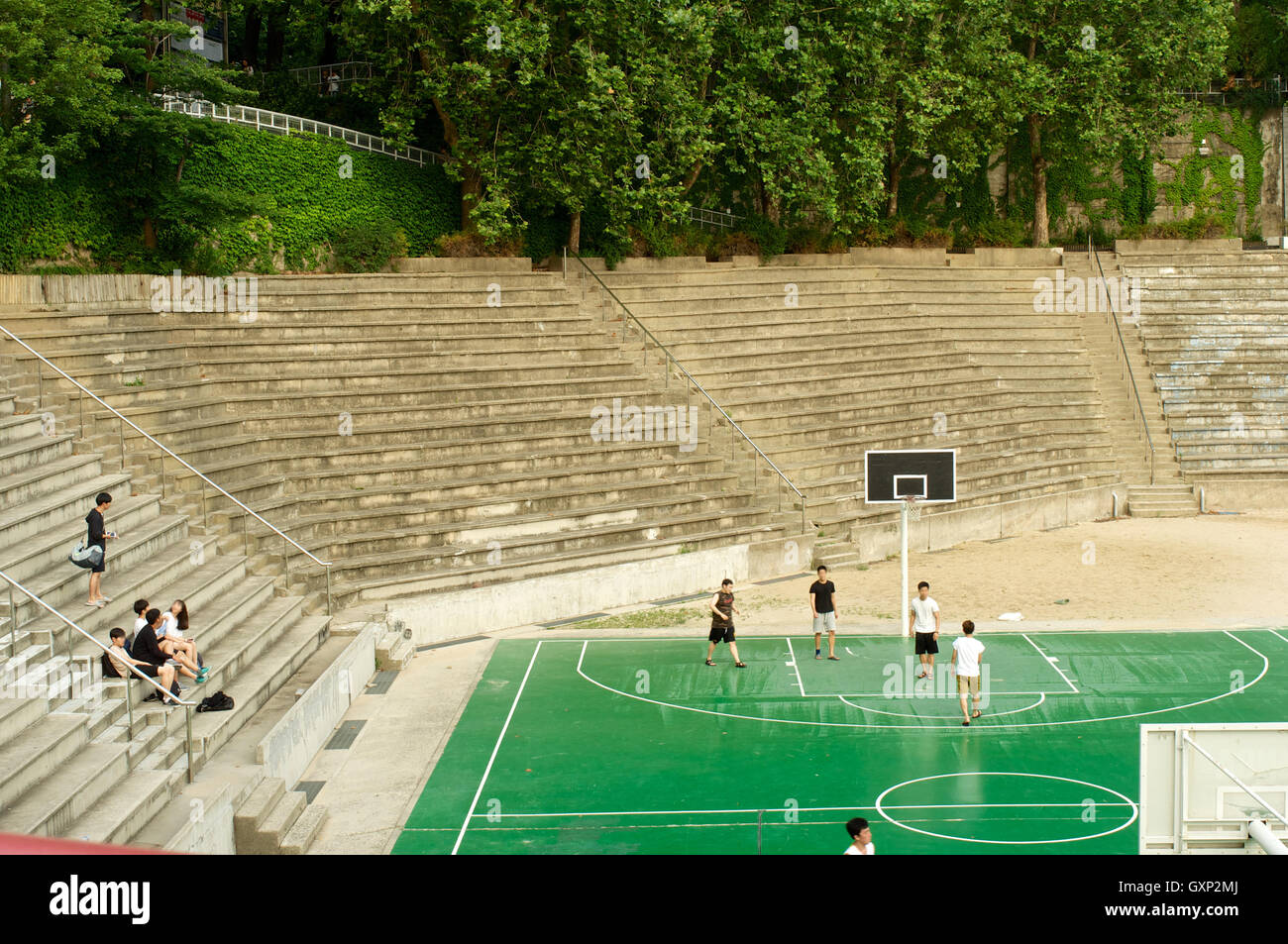 Hongik university in Seoul, South Korea in summer Stock Photo - Alamy