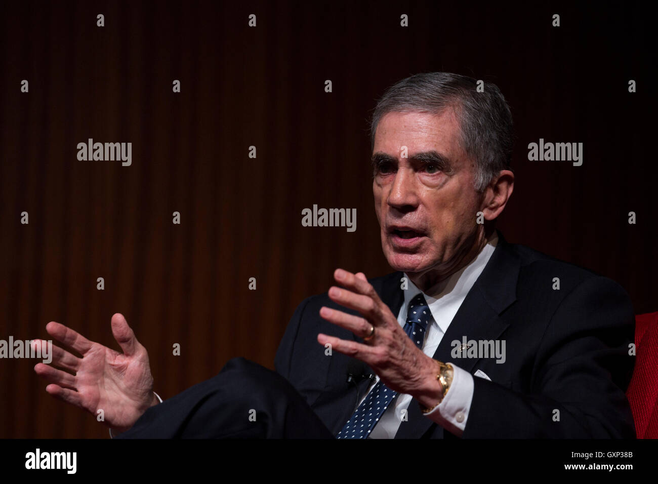 Chuck robb hi-res stock photography and images - Alamy