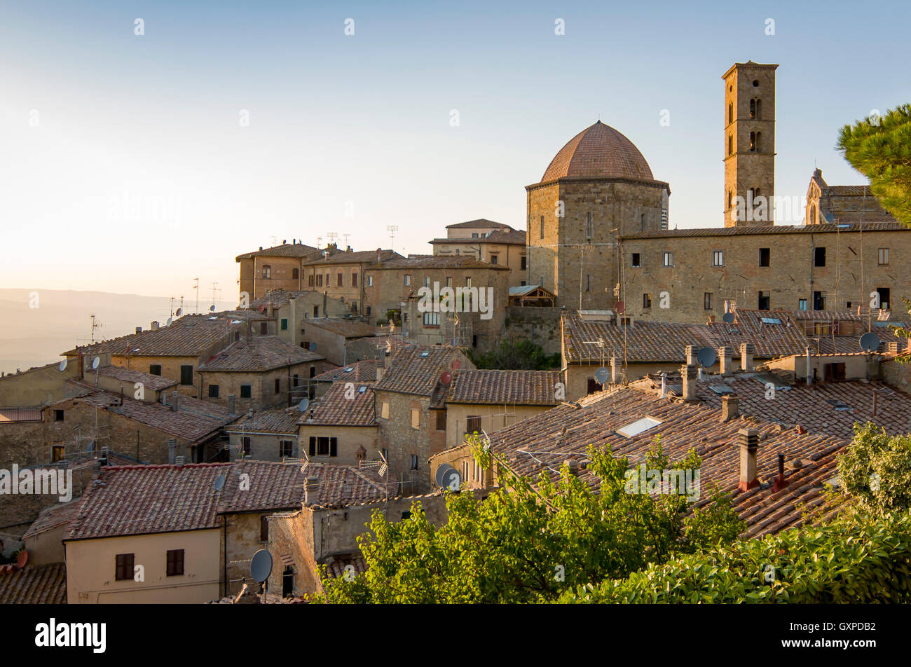 Volterra duomo hi-res stock photography and images - Alamy