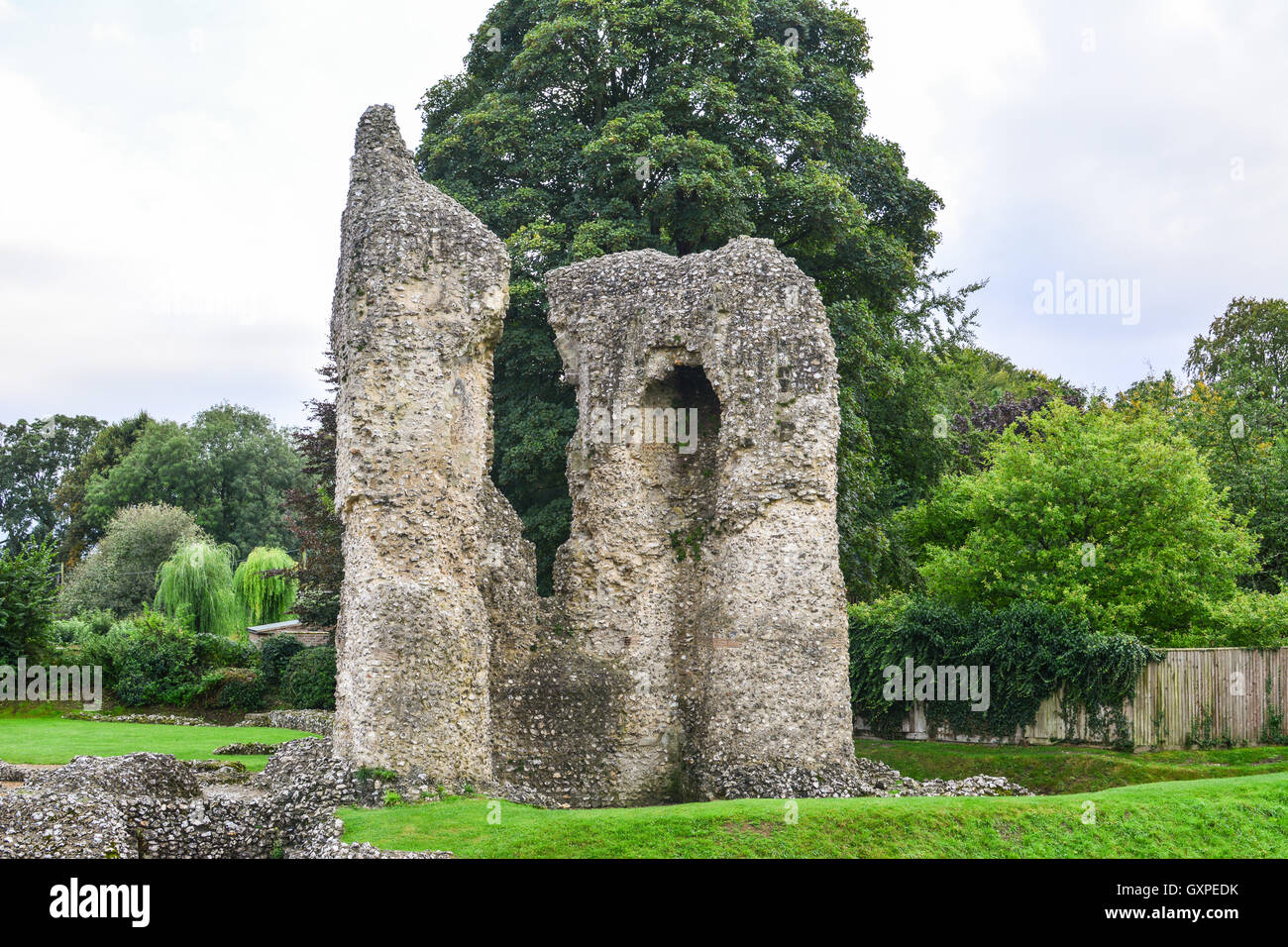 Ludgershall castle hi-res stock photography and images - Alamy