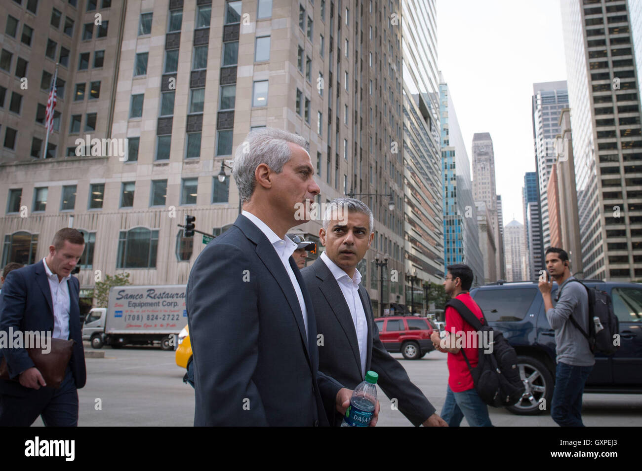 Mayor of London Sadiq Khan and his counterpart in Chicago, Rahm Emanuel ...