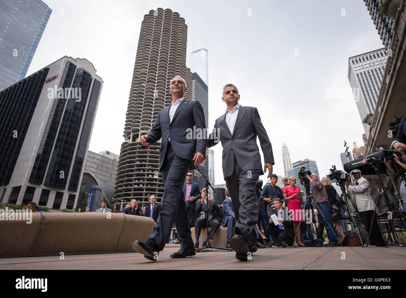 Mayor of London Sadiq Khan and his counterpart in Chicago, Rahm Emanuel ...