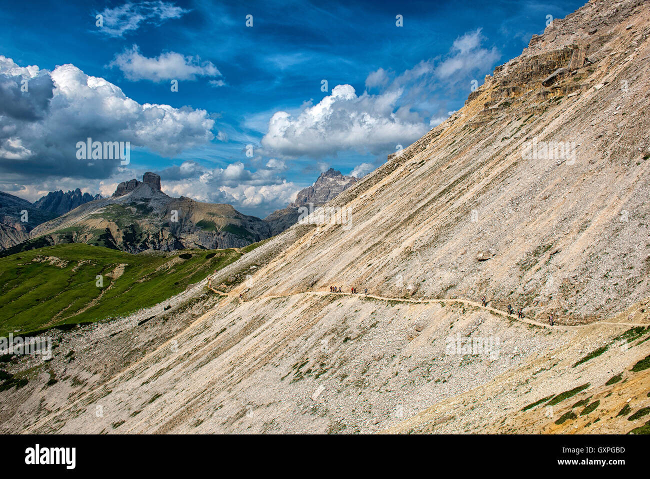 Explorer over Drei zinnen park and Tre Scarperi peak - (Parco Tre Cime ...