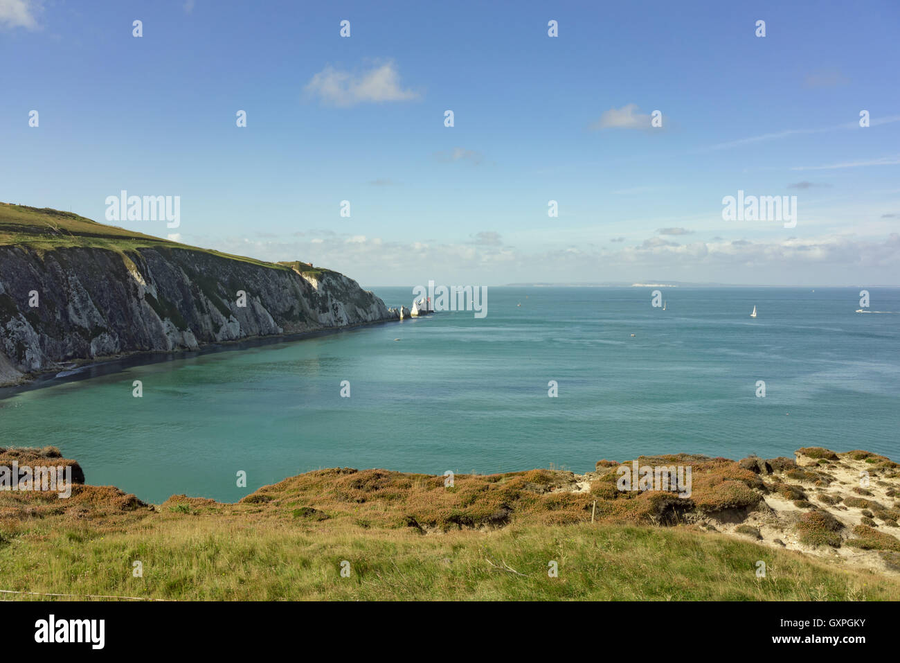 Alum bay isle of wight freshwater hi-res stock photography and images ...